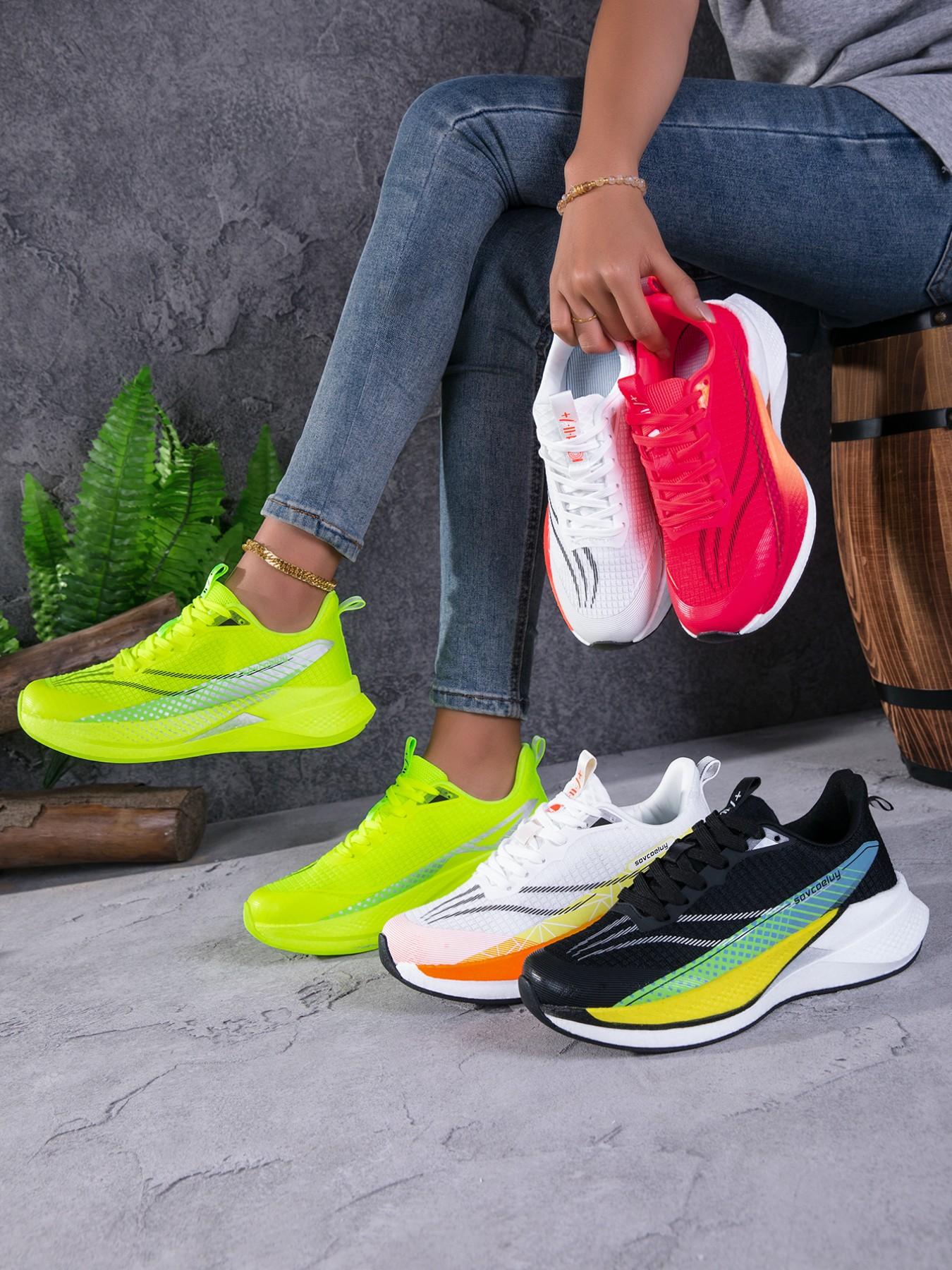 Women's Professional Outdoor Running Shoes, Breathable Textile Upper ...