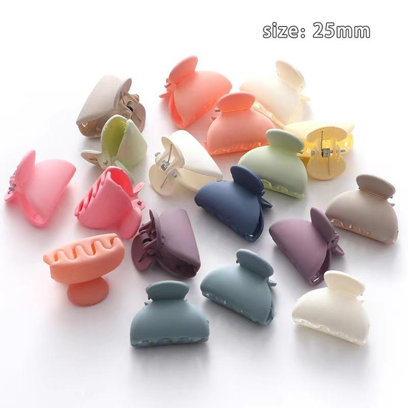 (Gift) Mini Small Claw Clip Ins High-End Matte Bangs Clip DIY Cute ...